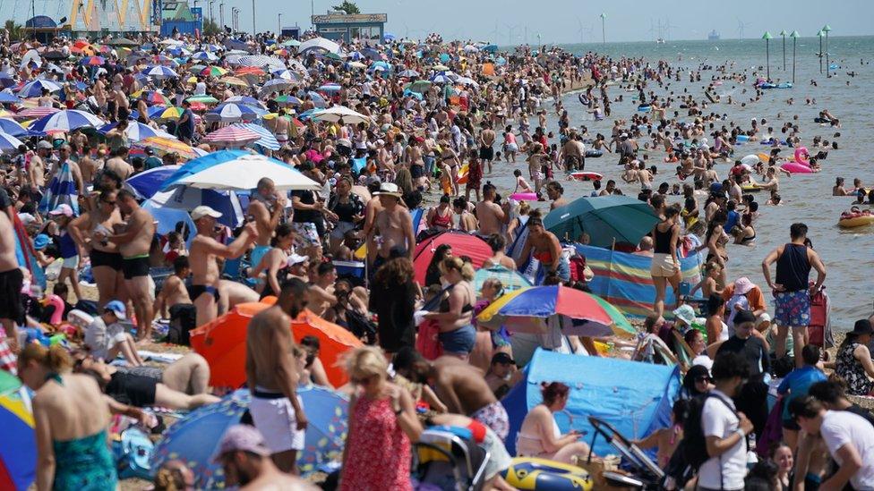 UK Heatwave Sends Crowds to Beaches Amid 30°C Temperatures - My Blog