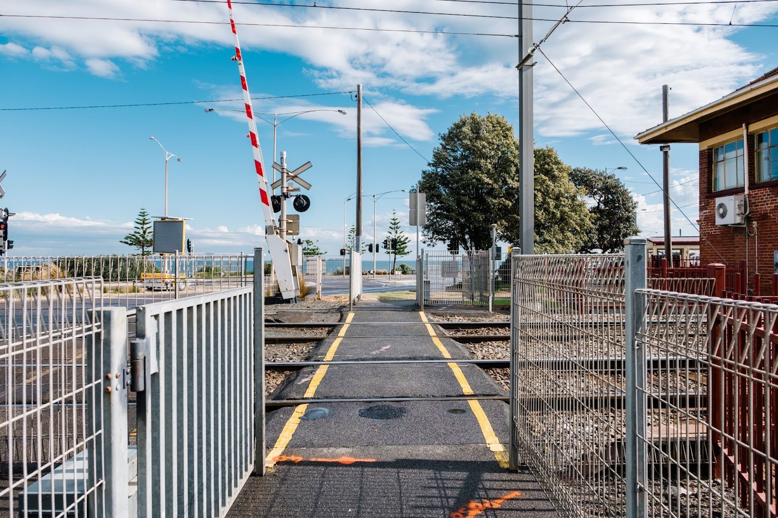 Fence Intrusion Detection System: How It Works Explained - My Daily UK Blog
